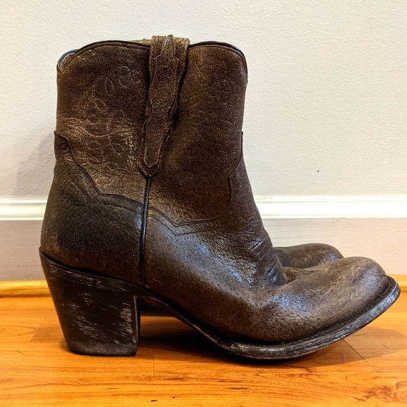 Dan Post | Shoes | Dan Post Distressed Brown Leather Boots Size 75m ...